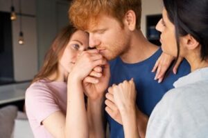 La Intimidad - Definición, Características, Tipos Y Factores Influyentes